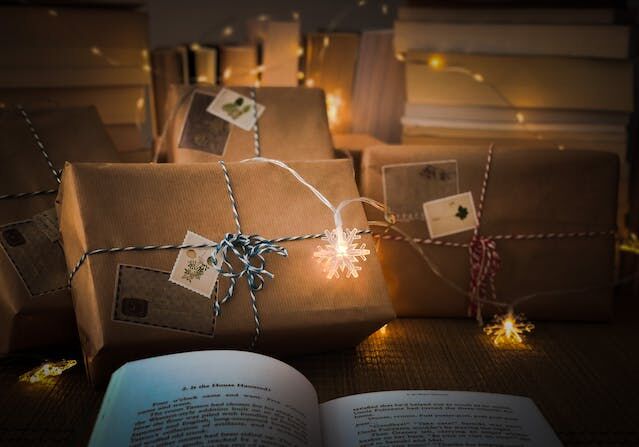 Gifts for Book Lovers - Finding the Perfect Presents for Readers